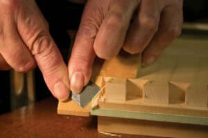 English Dovetail Joinery: Mastering the Classic Technique - Hoolnn